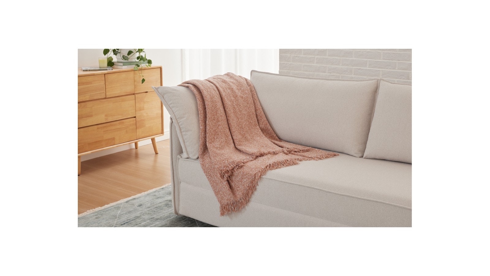 Ray Cosy Throw | Ultra-Soft, Snuggly Blanket